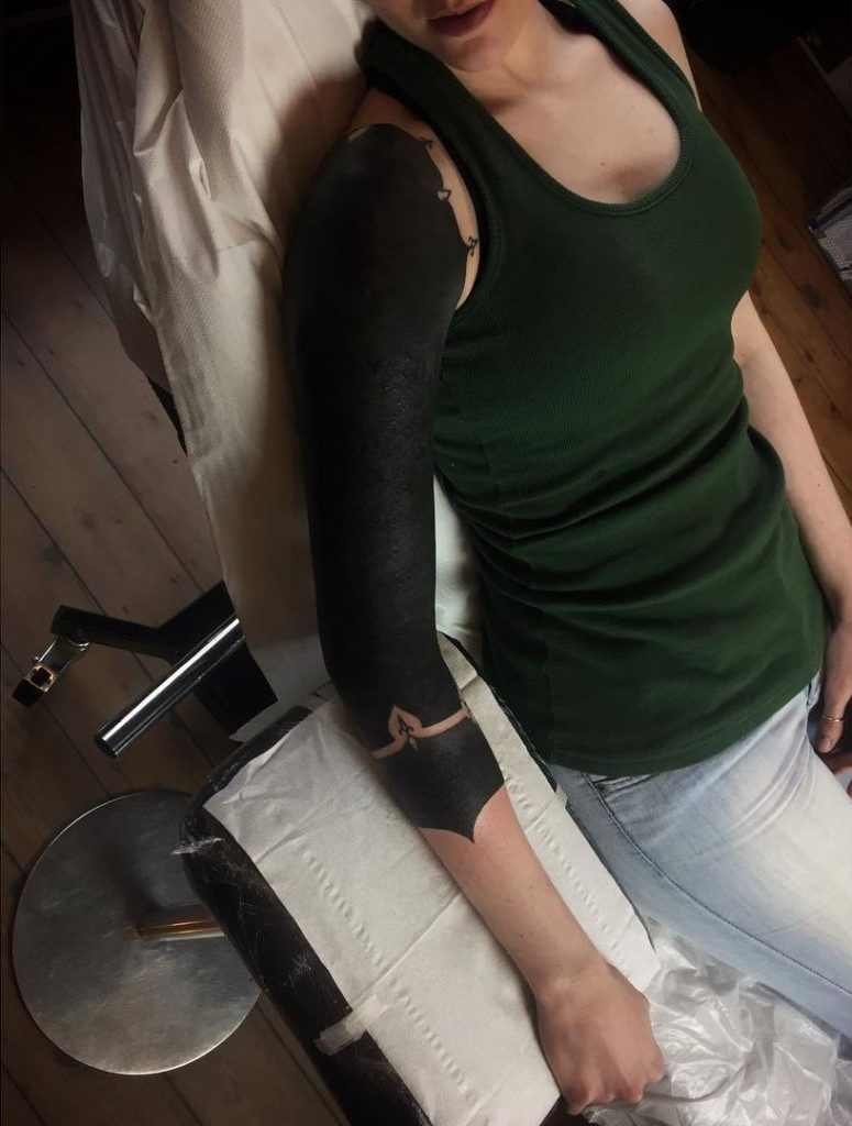 blackout tattoo designs for women (26) - KickAss Things